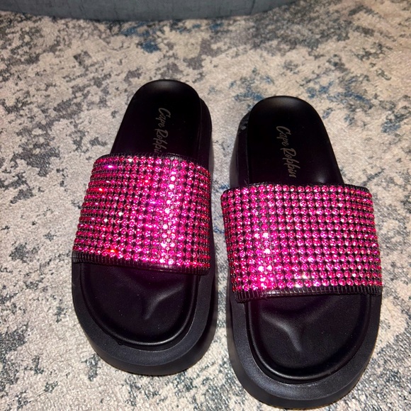 Cape Robbin | Shoes | Cape Robbin Platform Slides | Poshmark